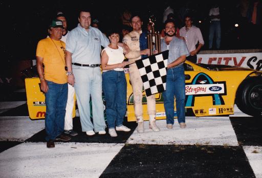 Queen City Speedway Feature Win - Gallery - John Vallo | racersreunion.com