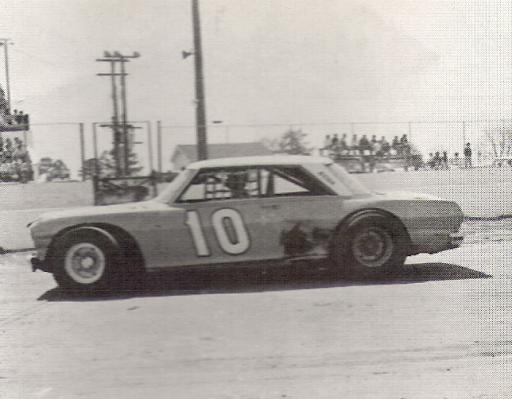 Buddy Godley Wilson Co Speedway'75 - Gallery - Tim Hamm | racersreunion.com
