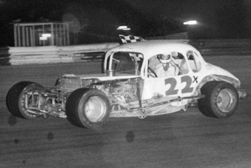 Gary Iulg In The 22 - Gallery - Ron Wetzler | racersreunion.com