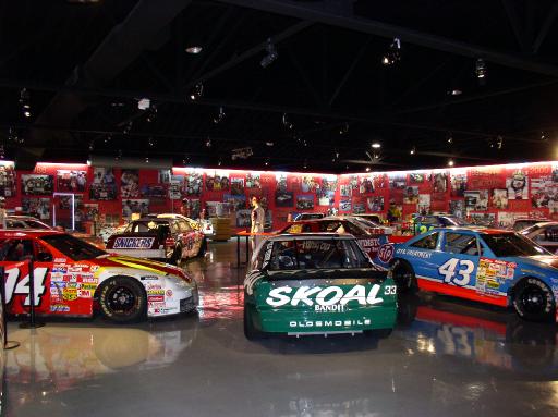WINSTON CUP MUSEUM - Gallery - RANDALL (PHOTOBUG 43 &45 ...