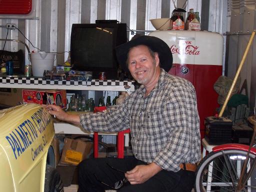 # 83 Tom Lupo - Gallery - Larry & Lillian Ferguson | racersreunion.com