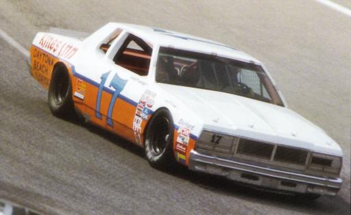 17king Inn - Gallery - Ray Lamm | racersreunion.com