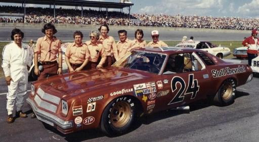 Cecil Gordon And Crew 1975 - Gallery - Craig Bontrager | racersreunion.com