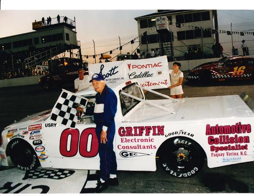 Tom Usry - Gallery - Alan Woodard | racersreunion.com