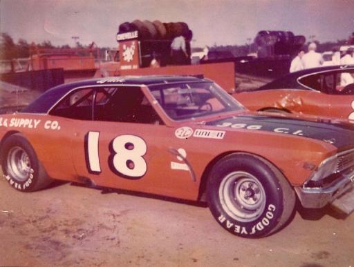 Slick Johnson #18 - Gallery - Lynn Hughes | racersreunion.com