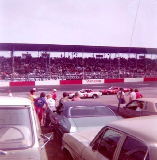 1976 Southern 500 Driver Introductions - Benny Parsons(72) & Dave ...