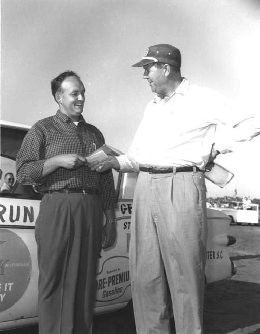 Gene Stokes And Bill France - Gallery - Dargan Watts | racersreunion.com