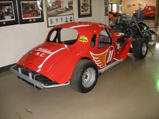 Ray Hendrick-Flyin-11 - Gallery - Andy Towler | racersreunion.com