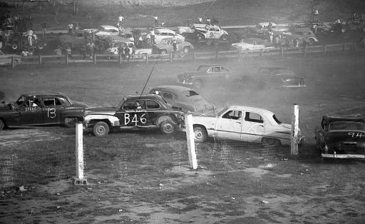 HARRIS SPEEDWAY - Gallery - RANDY GILBERT | racersreunion.com