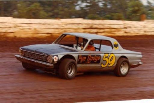 George Ayers' Dodge Dart - Gallery - Shane Honea | racersreunion.com