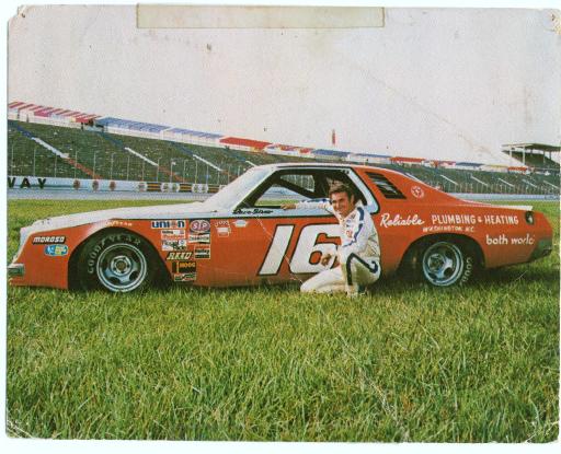 002 - Gallery - Michael Ray James Jr. | racersreunion.com