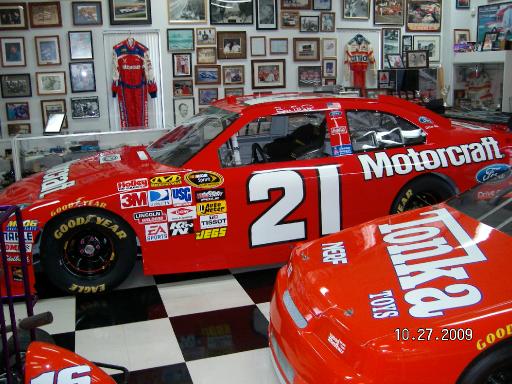 Wood Brothers-21-Museum - Gallery - Andy Towler | racersreunion.com
