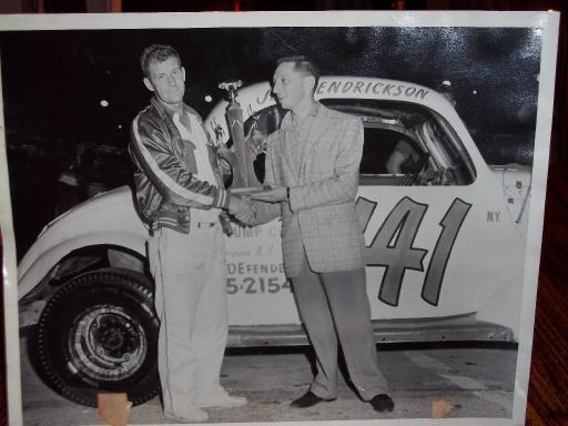 500 Lapper At Islip - Gallery - James Hendrickson | racersreunion.com
