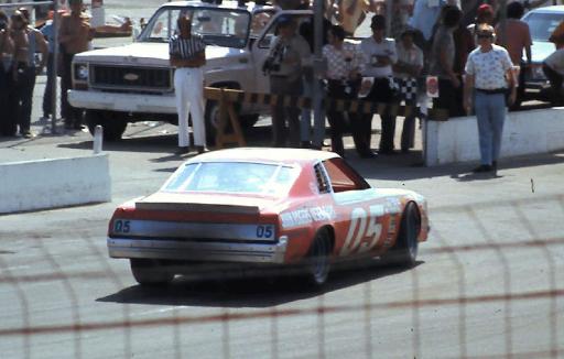 #05 David Sisco 1976 Daytona 500 - Gallery - John Betts | racersreunion.com