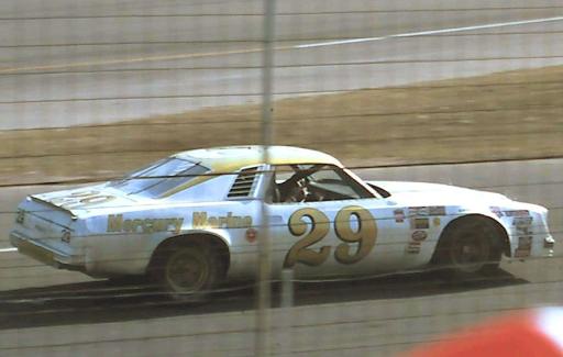 #29 Roy Smith 1976 Daytona 500 - Gallery - John Betts | racersreunion.com