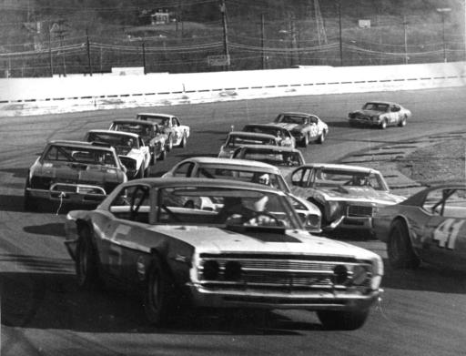 #5 Bill Konczos & #41 Tony DeLillo @ Heidelberg (PA) Raceway 1972 ...