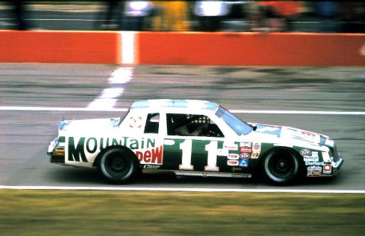 #11 Darrell Waltrip 1982 Champion Spark Plug 400 @ Michigan - Gallery ...