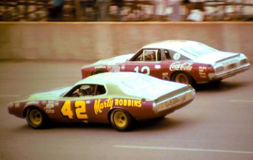 #42 Marty Robbins #12 Bobby Allison 1974 Motor State 400 @ Michigan ...
