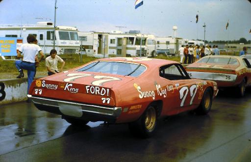 #77 Charlie Roberts #25 Jabe Thomas 1973 Motor State 400 @ Michigan ...