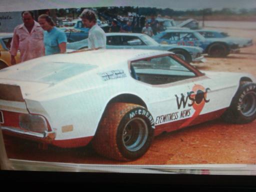 Larry Wallace At Metrolina - Gallery - Mitch Morgan | racersreunion.com