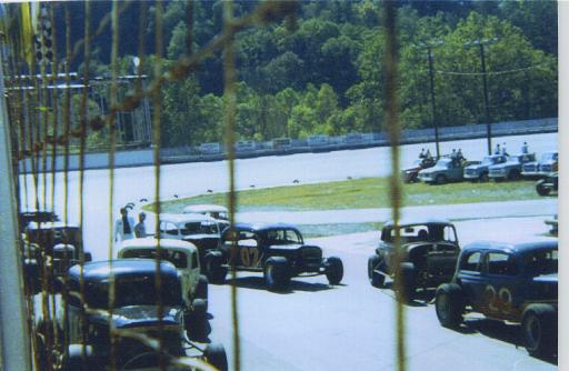 Lining Up @ Knoxville - Gallery - TIM BRUNER | racersreunion.com