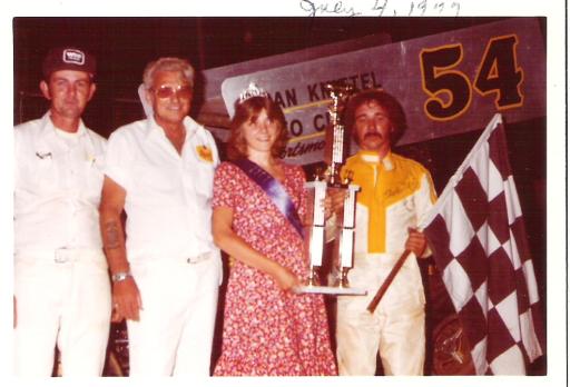 1977 Charlie Swartz - Gallery - Bobby Sparks | racersreunion.com