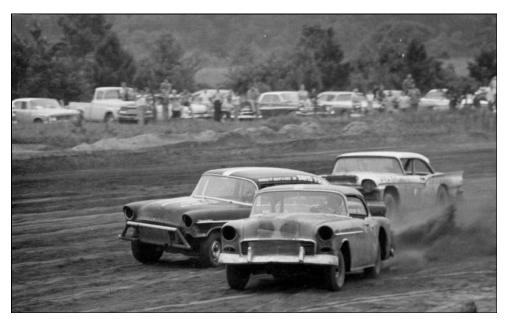 3RB72SL45HECBS64 - Gallery - Bobby Williamson | racersreunion.com