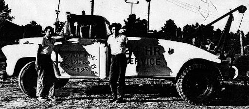 Charles ( Charlie ) Renshaw & Bud Dougherty Speedway Park Wrecker Svc ...