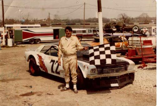 BILL CHAMBERS IN BOB KORN CAR 72 - Gallery - Robin Korn | racersreunion.com