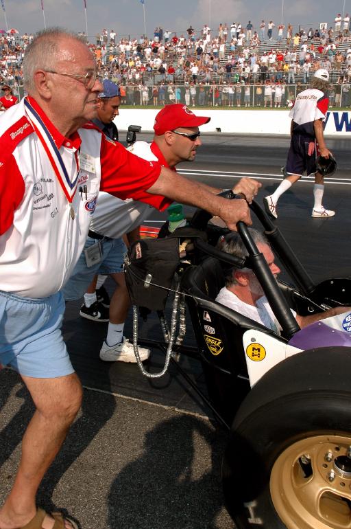 Bruce Wheeler Photo (C) 2004 - Gallery - Bruce Wheeler | racersreunion.com