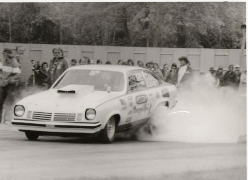 GRUMPY_S_VEGA BURNOUT AT MILAN - Gallery - Tom Kasch | racersreunion.com