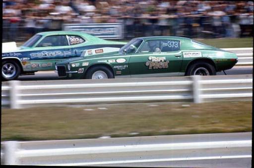 WALLY_BOOTH_VS_DUSTER_INC_INDY - Gallery - Tom Kasch | racersreunion.com