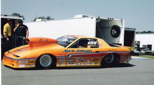 NICK_NIKOLIS_IN_PIT_ - Gallery - Tom Kasch | racersreunion.com