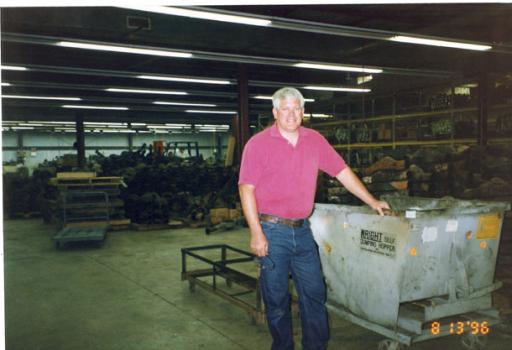 96_GREG_MOSER_AT_HIS_SHOP - Gallery - Tom Kasch | racersreunion.com