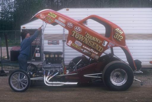 Danny Townsend In Pit 1975 Dragway 2 Photo By Todd Wingerter - Gallery ...