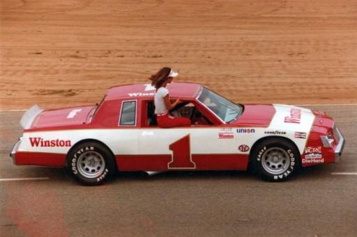 Miss Winston-Vi - Gallery - Ray Lamm | racersreunion.com