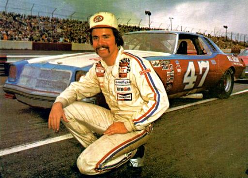 47 Brucehill 1976vi-Vi - Gallery - Ray Lamm | racersreunion.com