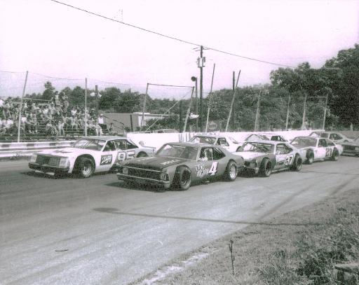 NAS Turn 3 - Gallery - David Hawkins | racersreunion.com