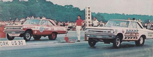 HemiHonkerVsFlyingCarpet - Gallery - The Wally Bell Show ...